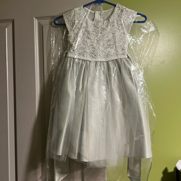Sweet Kids USA | Dresses | Sweet Kids Usa Flower Girl Dress Sage | Poshmark